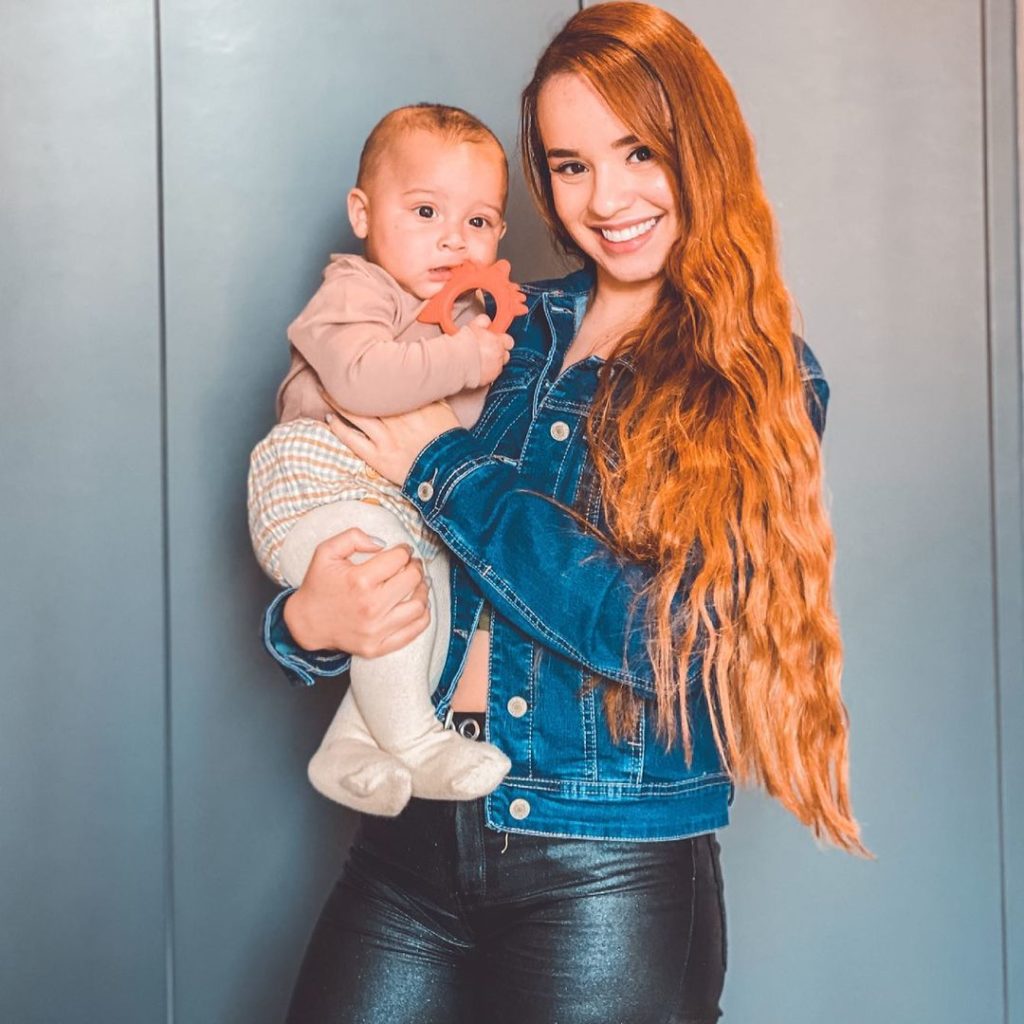 Angie Mejía posó junto a Máximo y en redes afirman que son "idénticos"