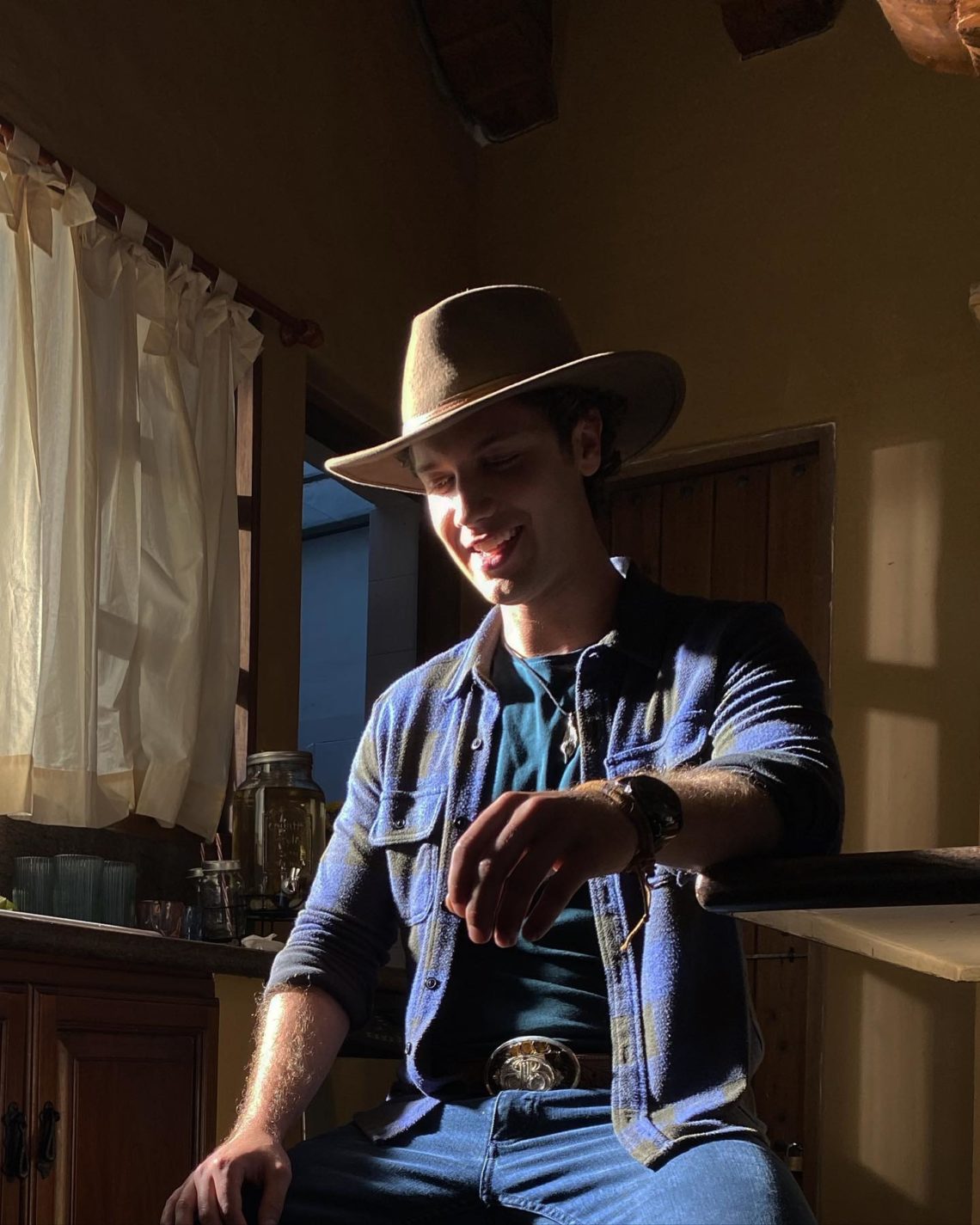 La vida de Juan Manuel Restrepo, 'León Reyes' en 'Pasión de gavilanes 2'